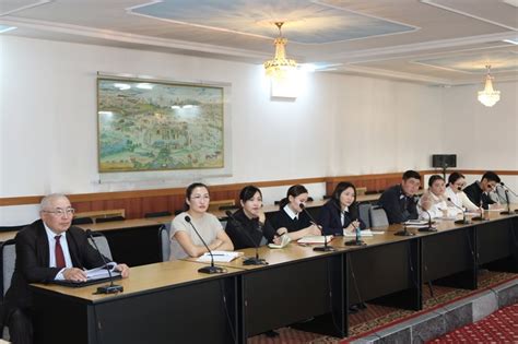 ДАРХАН УУЛ АЙМГИЙН АЯЛАЛ ЖУУЛЧЛАЛЫН БОДЛОГО БОЛОН УТААГҮЙ ДАРХАН ДЭД ХӨТӨЛБӨРТ ИРГЭД САНАЛАА ӨГЛӨӨ