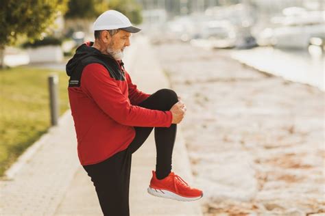 3 Cooldown Exercises To Prevent Knee Pain For Seniors Silversneakers