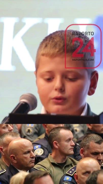 Me Zemër Të Thyer Djali I Heroit Afrim Bunjaku Lexon Poezinë Emocionuese Kushtuar Babait Të Tij