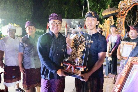 Parade Baleganjur Ditutup ST Tri Angga Art Banjar Kaja Panjer Raih Penampilan Terbaik Pertama
