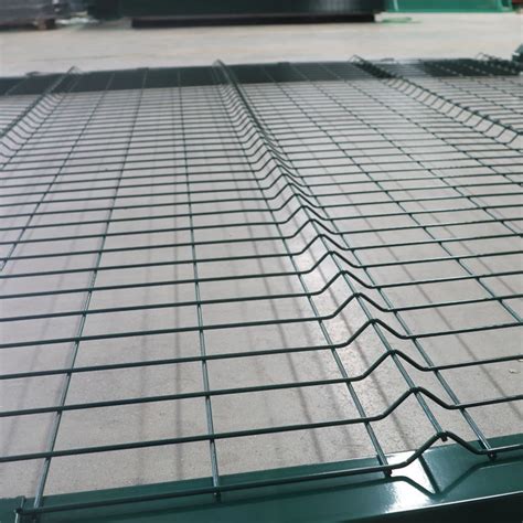 Powder Coated 3d Curved Wire Mesh Fence Panel For Garden Fencing