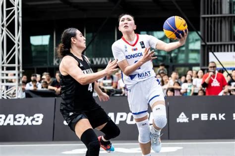 Эмэгтэй шигшээ баг тэмцээнээ өндөрлүүллээ