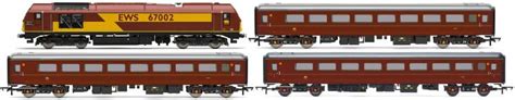 Class 67 67002 Ews Maroon And Yellow Ews Business Train Pack Pre Order