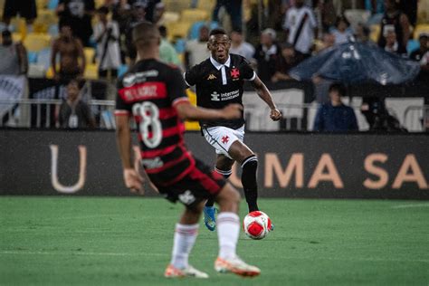 Flamengo Perde Pênalti Nos Acréscimos E Fica No Empate Contra O Vasco