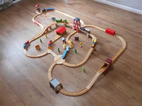 Wooden Thomas The Tank Engine Train Set With Trains And Sounds Level