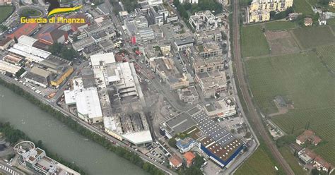 Sotto Controllo Lincendio Alla Alpitronic Di Bolzano Il Ministro