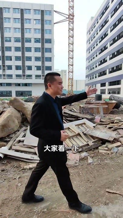 想要工厂高效运营、成本可控？冠仕玛装饰团队给你答案！工厂厂房规划堪称一门大学问，它整合了工厂装修涉及的各类专业领域。从空间布局到水电线路，从消防安防到环保设施，每一处细节都关乎工厂未来。前期