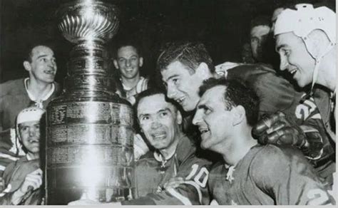 Longest Stanley Cup Droughts And Ranking Nhl Winter Classic Jerseys