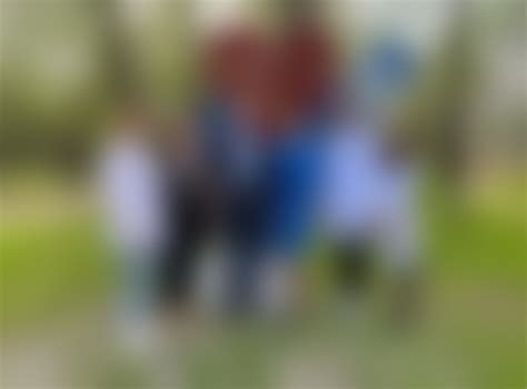 Дорогие студенты Сегодня я от всей души поздравляю вас с Днём российского студенчества Вы