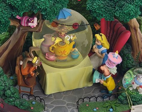 Disney Alice In Wonderland Mad Hatter Tea Party