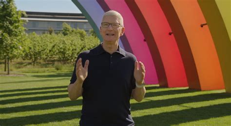 苹果ceo蒂姆·库克薪酬将涨18