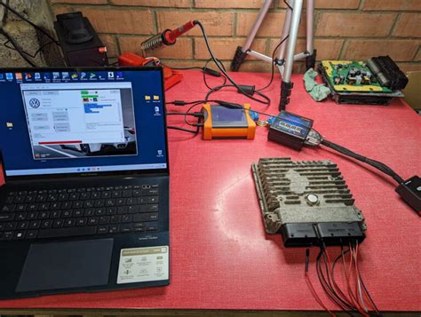 foxflash read and write vw golf 6 simos pcr2 1 on bench iecutool