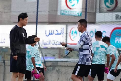 Shin Tae Yong Serius Tatap Uji Coba Kedua Melawan Uea Dini Hari Nanti