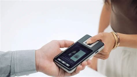 Idemia Iands Unveils Handheld Fingerprint Biometric Device For Law