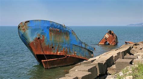 At Least 23 African Migrants Drown In Shipwreck Off Tunisia Ngo Says