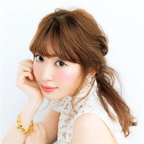 小嶋阳菜 高清性感写真 性感照片 小嶋阳菜2025最新写真 美女目录网