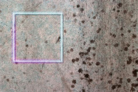 콘크리트 벽의 네온 사인 프레임 공간 및 광고를 복사합니다 오래된 벽 0명에 대한 스톡 사진 및 기타 이미지 0명 간판