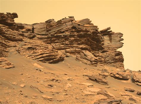 Nasas Perseverance Mars Rover Captures Stunning New Pictures Of The
