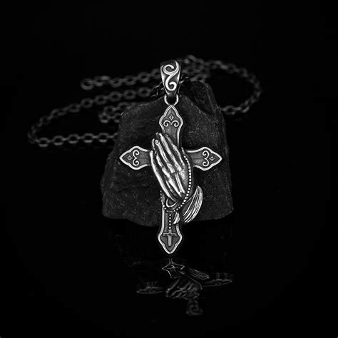 Queen Of Glory Hand Cross Pendant Necklace 316L St Grandado