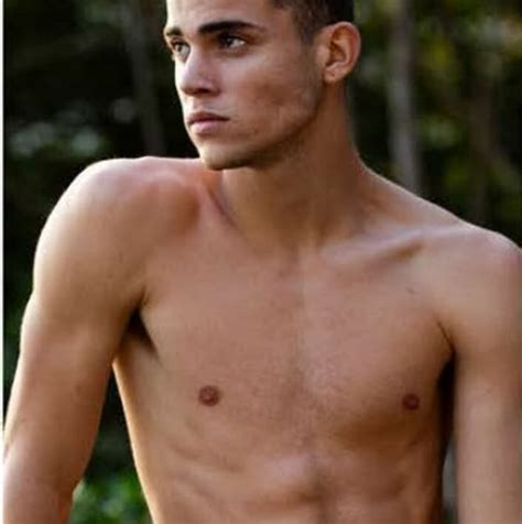 Jesus Janair Modeling Agency