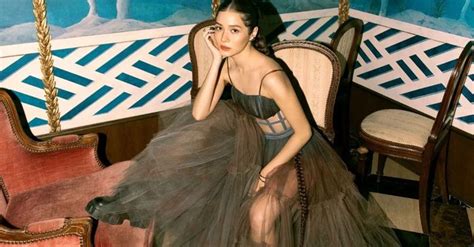 รวมรูปภาพของ วี วิโอเลต จิ๋วแต่แจ๋ว สวมชุดว่ายน้ำทูพีชสีเนื้อ เผยความเป๊ะ รูปที่ 17 จาก 17