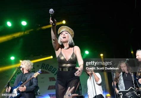 Terri Nunn Photos And Premium High Res Pictures Getty Images