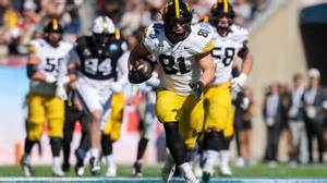 Iowa Football Te Dj Vonnahme Named An Fwaa Freshman All American