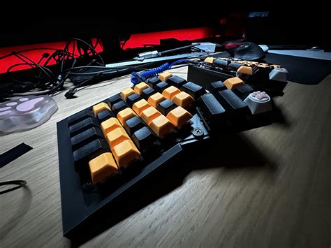 Ergodox Ez Dyi Tilted Keyboard Stand 10° And 20° By Pzelmanski Download