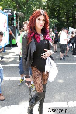 Stephansworld Mingling In The Crowd Porn Photo Pics