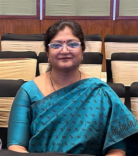 Dr Ruma Mukherjee The West Bengal National University Of Juridical