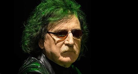 Preocupación Por La Salud De Charly García Fue A Realizarse Un Chequeo Y Lo Dejaron Internado