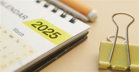 Calendário de feriados e pontos facultativos em 2025 veja as datas e