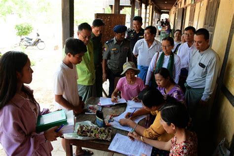 မြင်းခြံမြို့၌ ၂၀၂၄ ၂၀၂၅ ပညာသင်နှစ်အတွက် ကျောင်းအပ်နှံနေမှုများအား လိုက