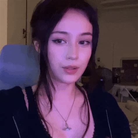 Cute Girl  Find And Share On Giphy