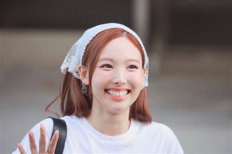 나연 트와이스 촬스의 이슈와 유머