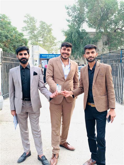 Hasnain Ali On Linkedin Finally Graduated 🎉 There Are A Lot Of