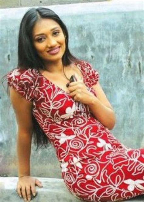 Actress And Models So Hot Photos Upeksha Swarnamali Hot