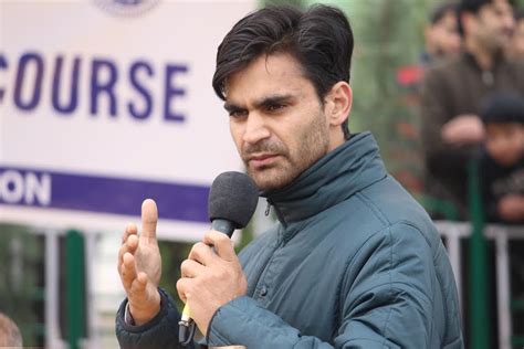 Jandk Police Files Chargesheet Under Uapa Against Waheed Para Kashmir Life