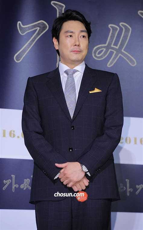 포토 아가씨 조진웅 난 김민희의 든든한 조력자