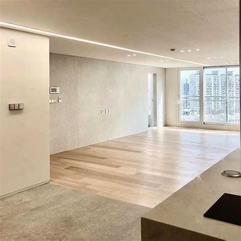 피카바스 타일 도기 욕실리모델링 인테리어 동일디자인의 리버스타일을 주방엔 6001200mm사이즈로 거실엔 12002780mm사이즈로 담백하면서도 시크하게😘