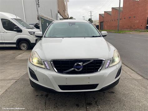 Volvo Xc60 2011 Console