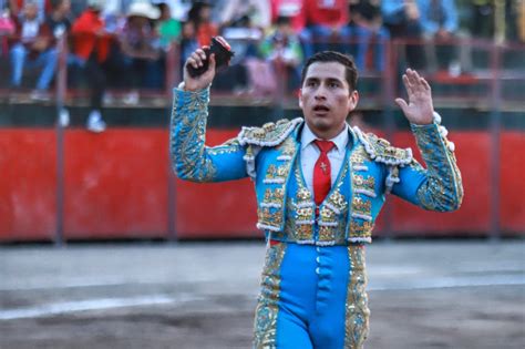 “el Gaby” Sale A Hombros En La Concordia Titansports