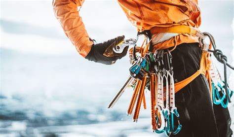 Как выбрать страховочную систему для альпинизма? | Статьи | PETZL
