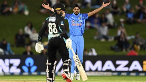 New Zealand Vs India Arshdeep Singh Cherishes Benefits Of Bowling