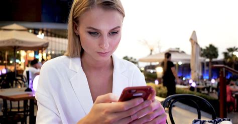 Cómo sincronizar contactos de carpetas públicas CiraSync