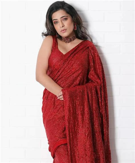 Rmedia Beautiful And Stunning Shiny Dixit 😍 Latest Pics