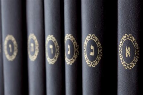 Building Together Susan And Bob Schechter Jewishboston