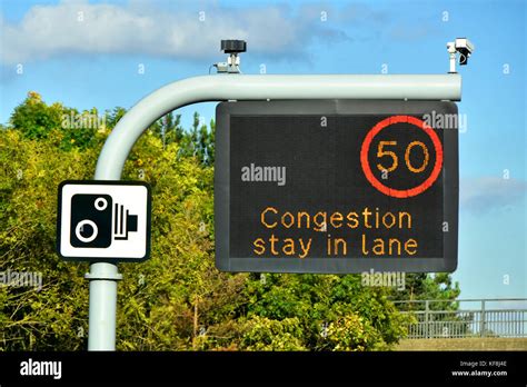 Single Panel M25 Motorway Sign Above Lane One Only Variable Speed Limit