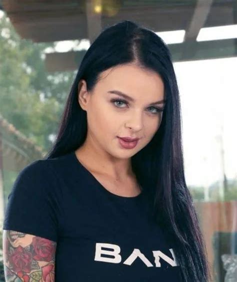 Who Is Payton Preslee Biography Age Net Worth Height Weight And Hot