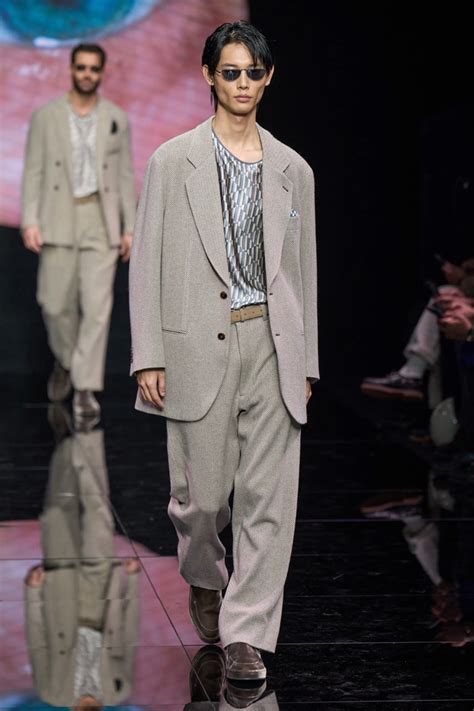 Giorgio Armani 2024 秋冬系列大秀正式登陸米蘭時裝週 Hypebeast